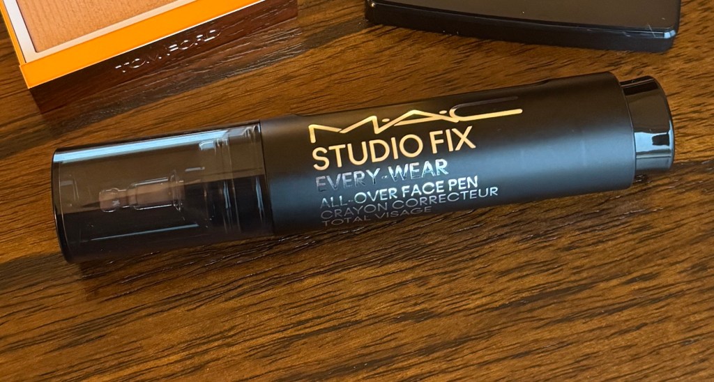 MAC Studio Fix Every-Wear All-Over Face Pen NC44 (swatch) – Nikki From HR