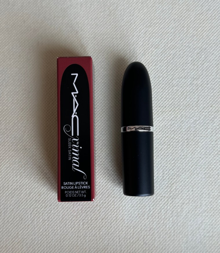 MAC MACximal Sleek Satin Lipsticks – Creme In Your Coffee And Paramount ...